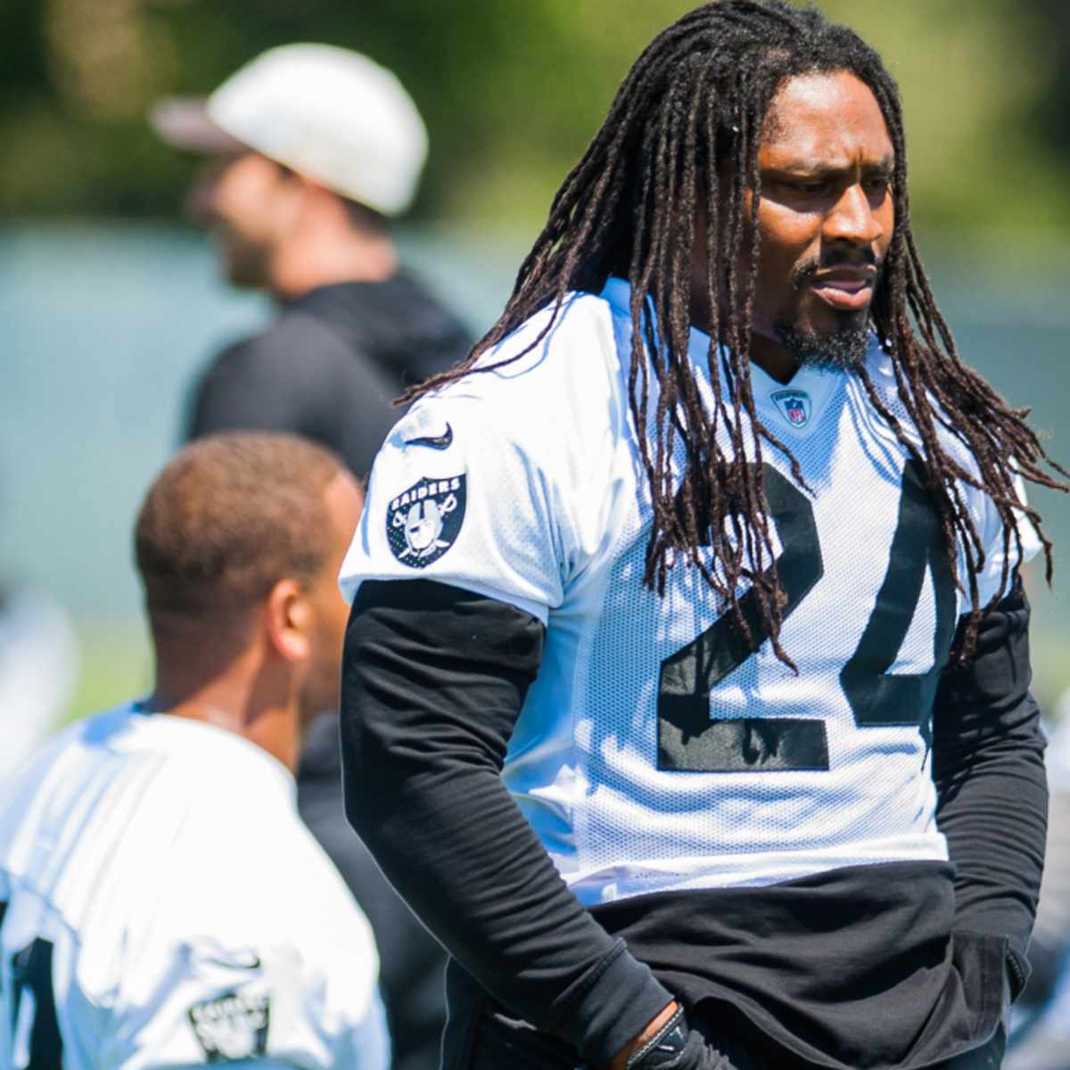 Meet Marshawn Lynch Retired Black American Football Player ...